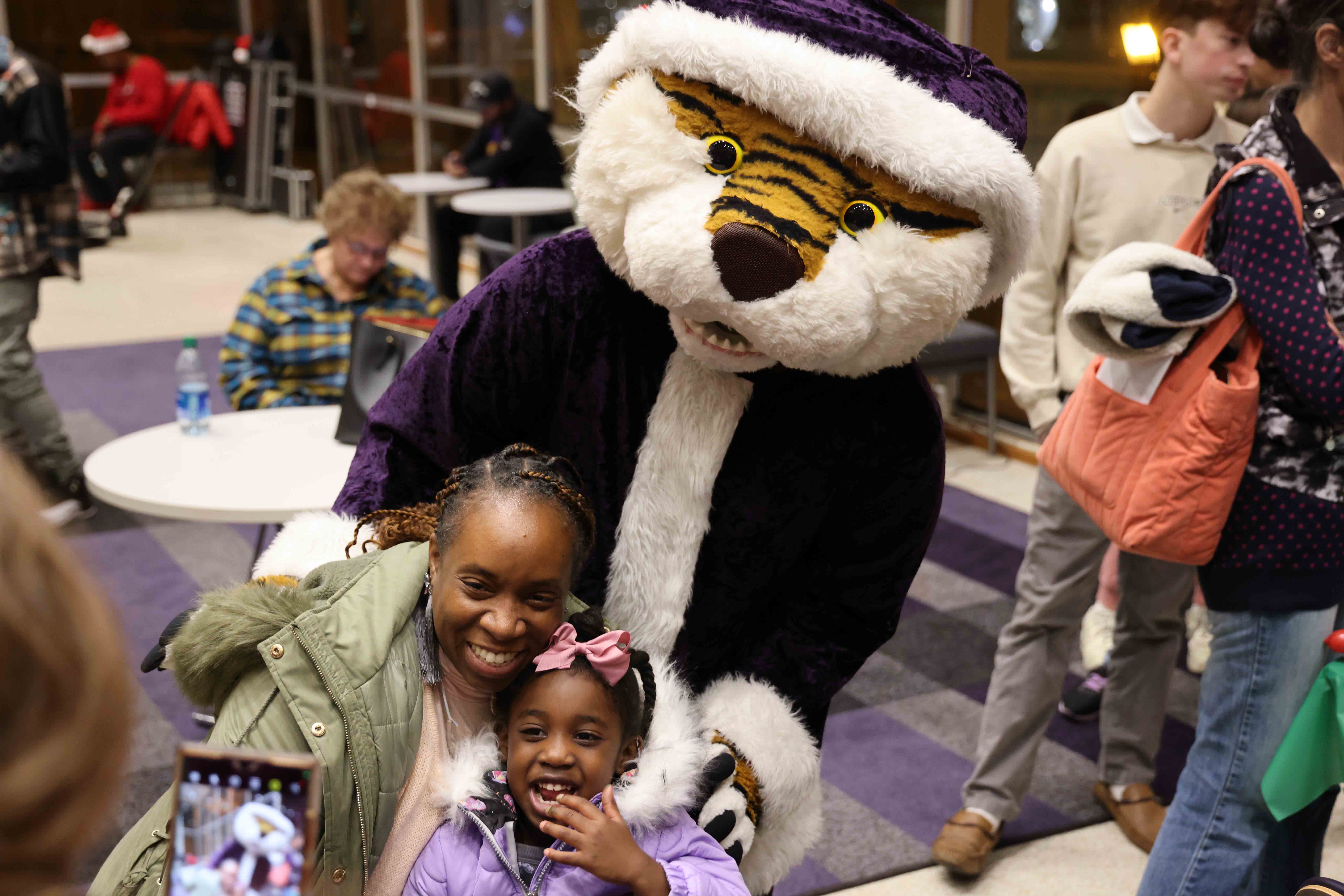Holiday on the Campus | LSU Staff Senate